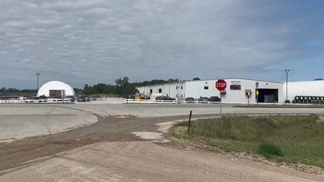 Man hospitalized with gunshot wounds after incident south of Columbus ...